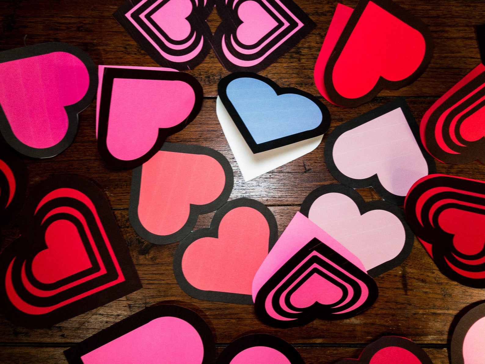 Paper Heart DIY Valentine's Day Garland Printable Valentine's Paper ...