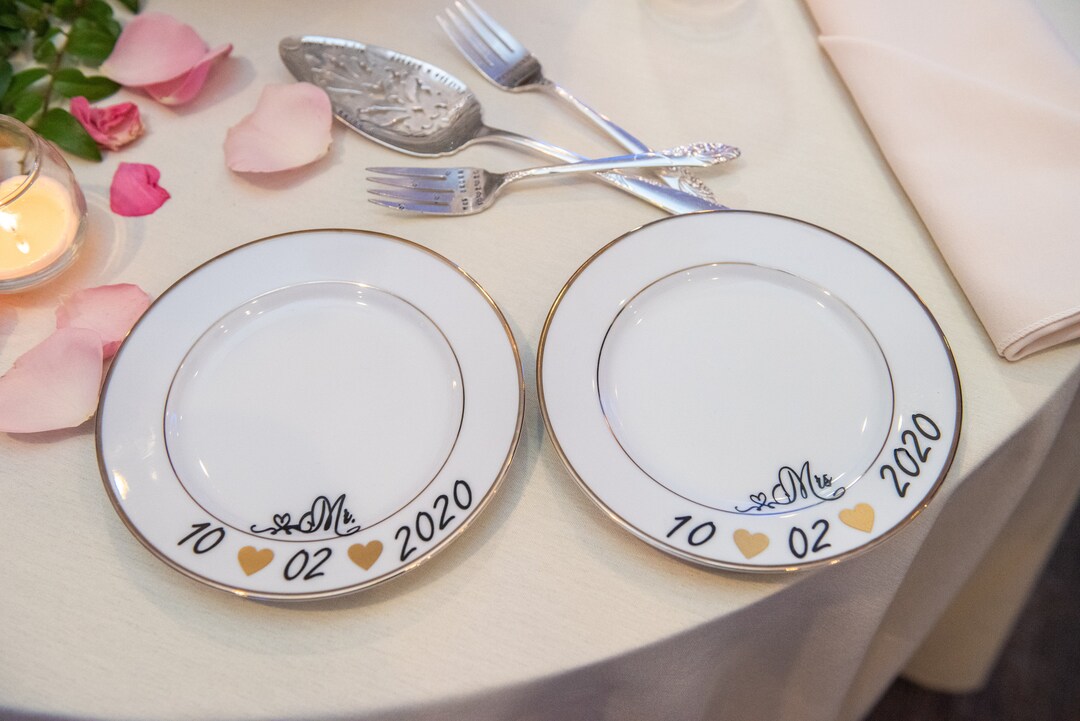Mr. & Mrs. Plates/wedding Plates/bride and Groom Plates/wedding ...