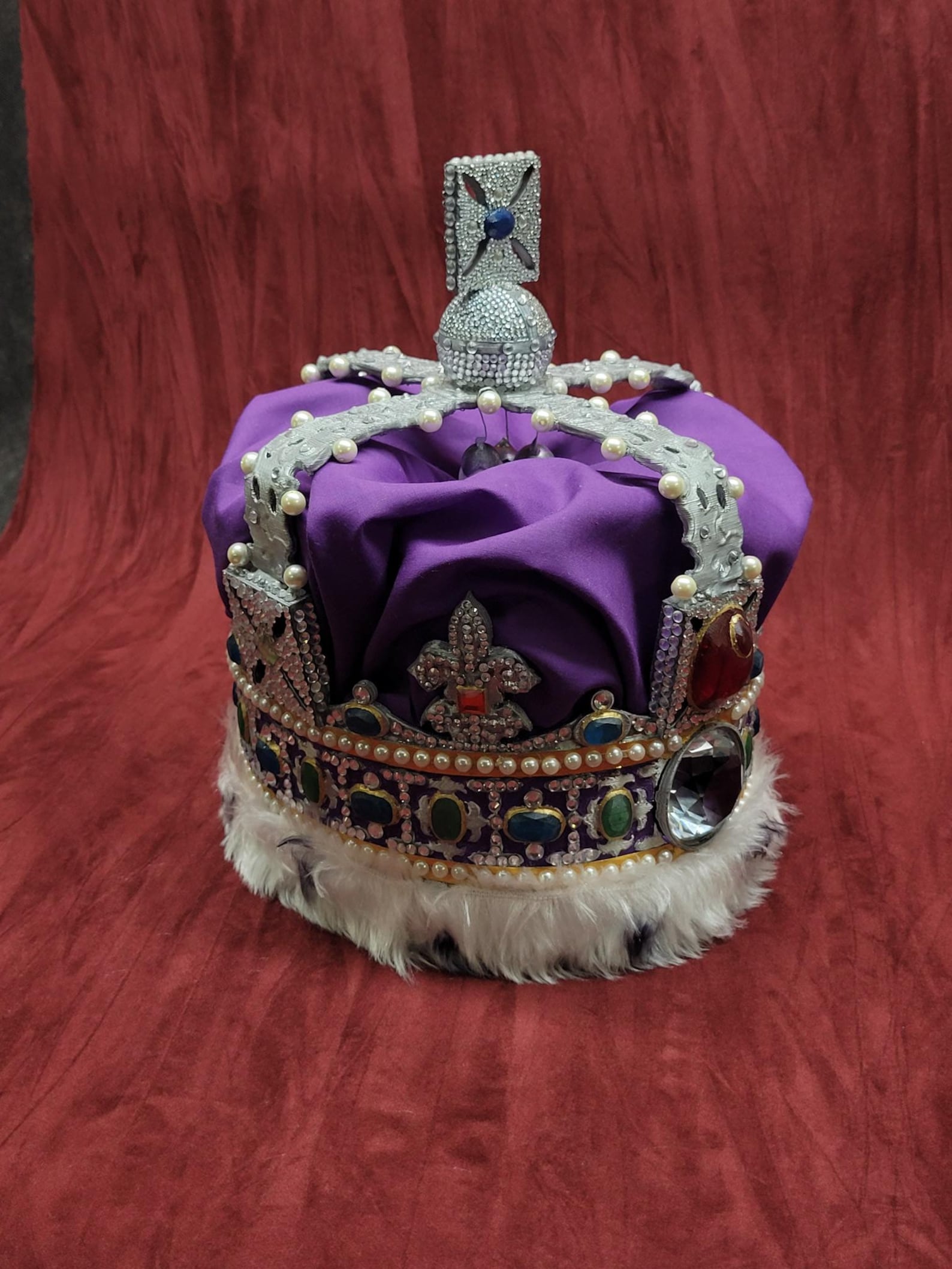 Queen Elizabeth Crown Replica State Imperial Crown - 1:1 Scale Prop ...