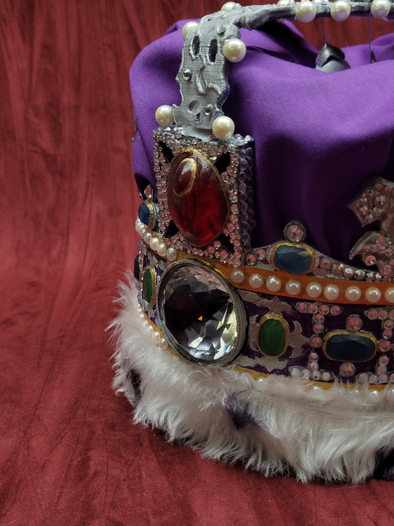 Queen Elizabeth Crown Replica State Imperial Crown - 1:1 Scale Prop ...