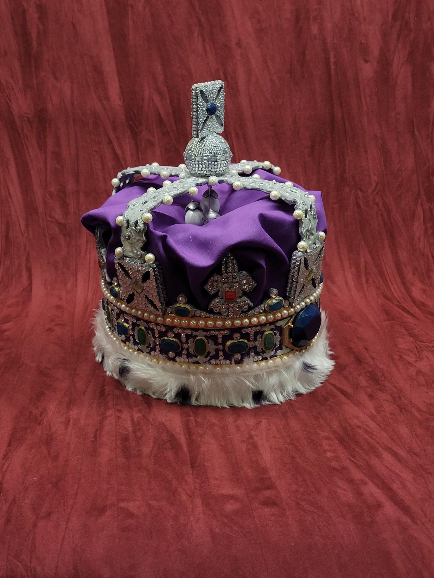 Queen Elizabeth Crown Replica State Imperial Crown - 1:1 Scale Prop ...
