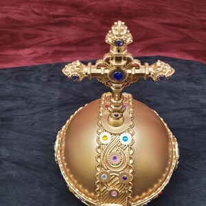 Replica Coronation Orb – 1:1 Scale Royal Prop, Theatre Costume Display ...