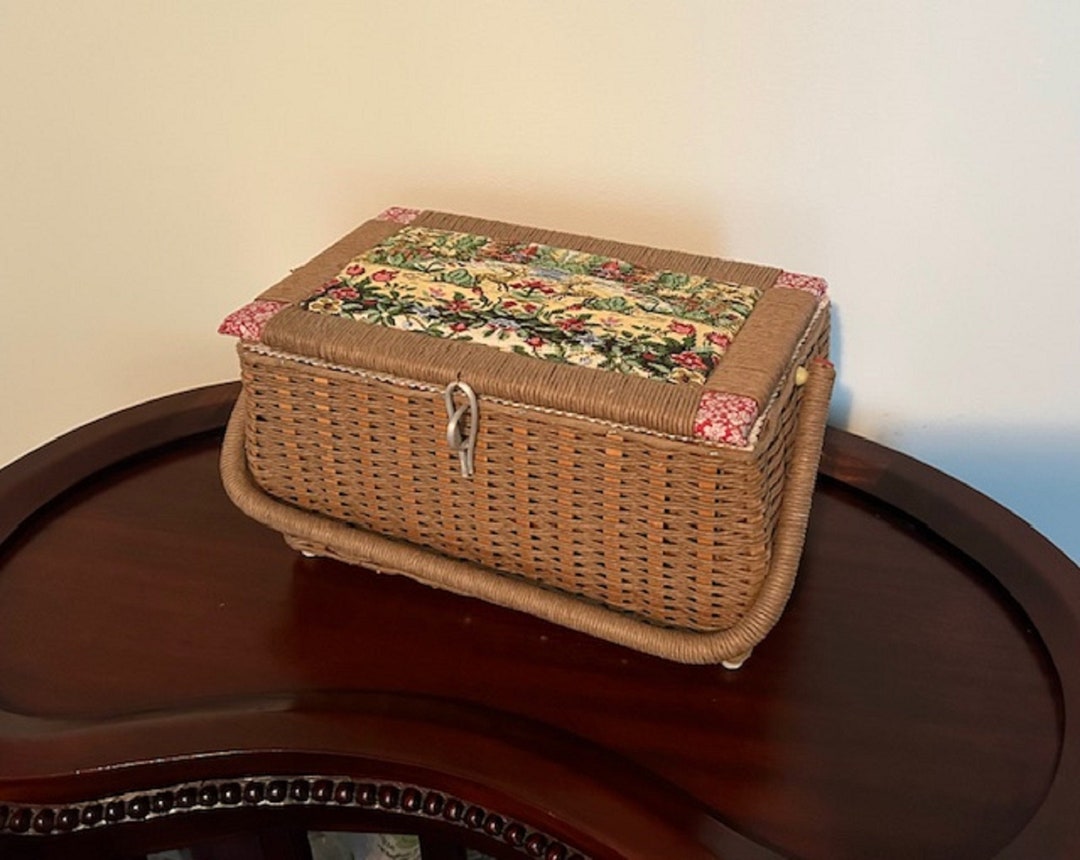 Clean Hand-woven Danish Cord 12" Sewing Basket Box, Split Reed With ...