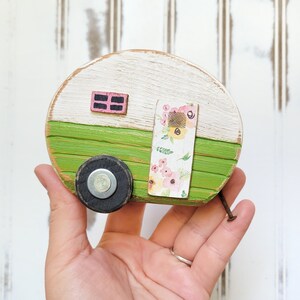 Mini Vintage Camper | Primitive Wood Camper Shelf Sitter | Cabin Camper ...