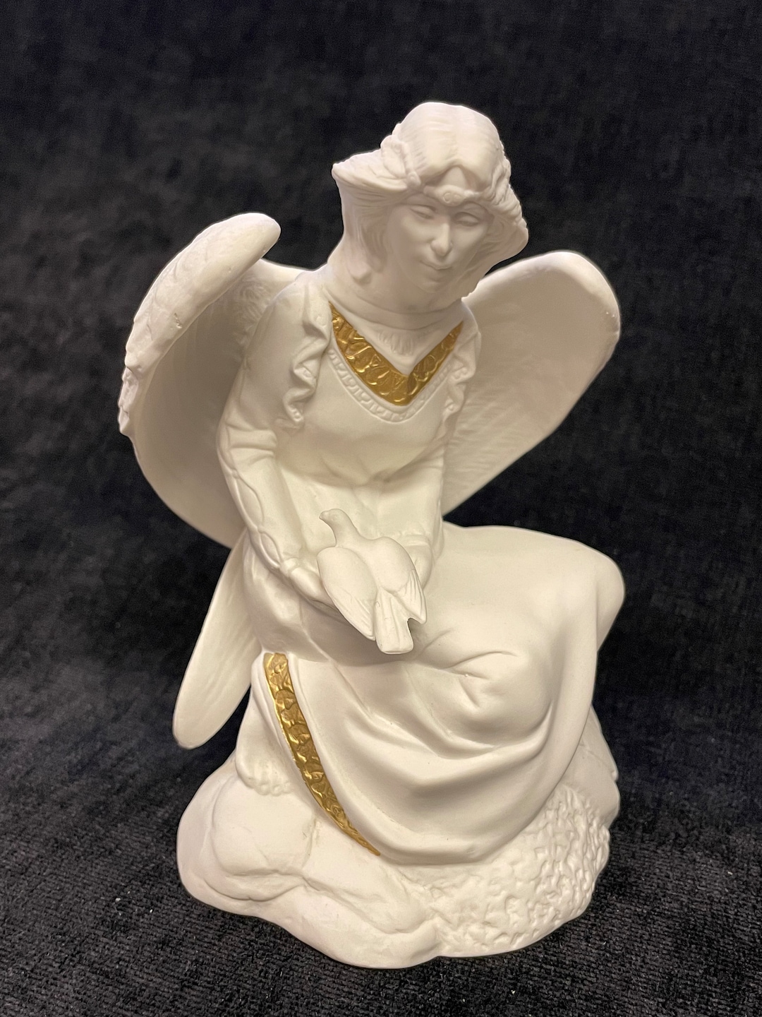 Franklin Mint Angel Figurine Porcelain Bisque Angel With Dove Angel ...