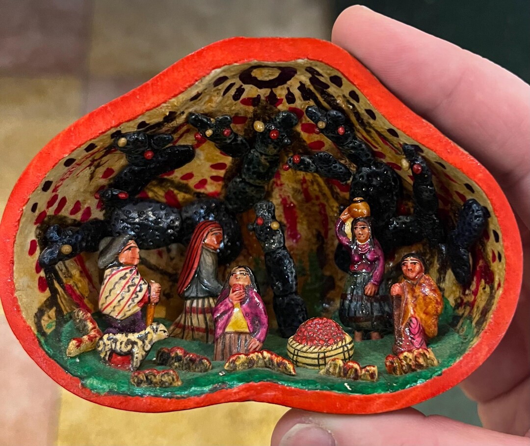 Small Peruvian Folk Art Scene in a Mate Burilado - Peruvian Hand-carved ...