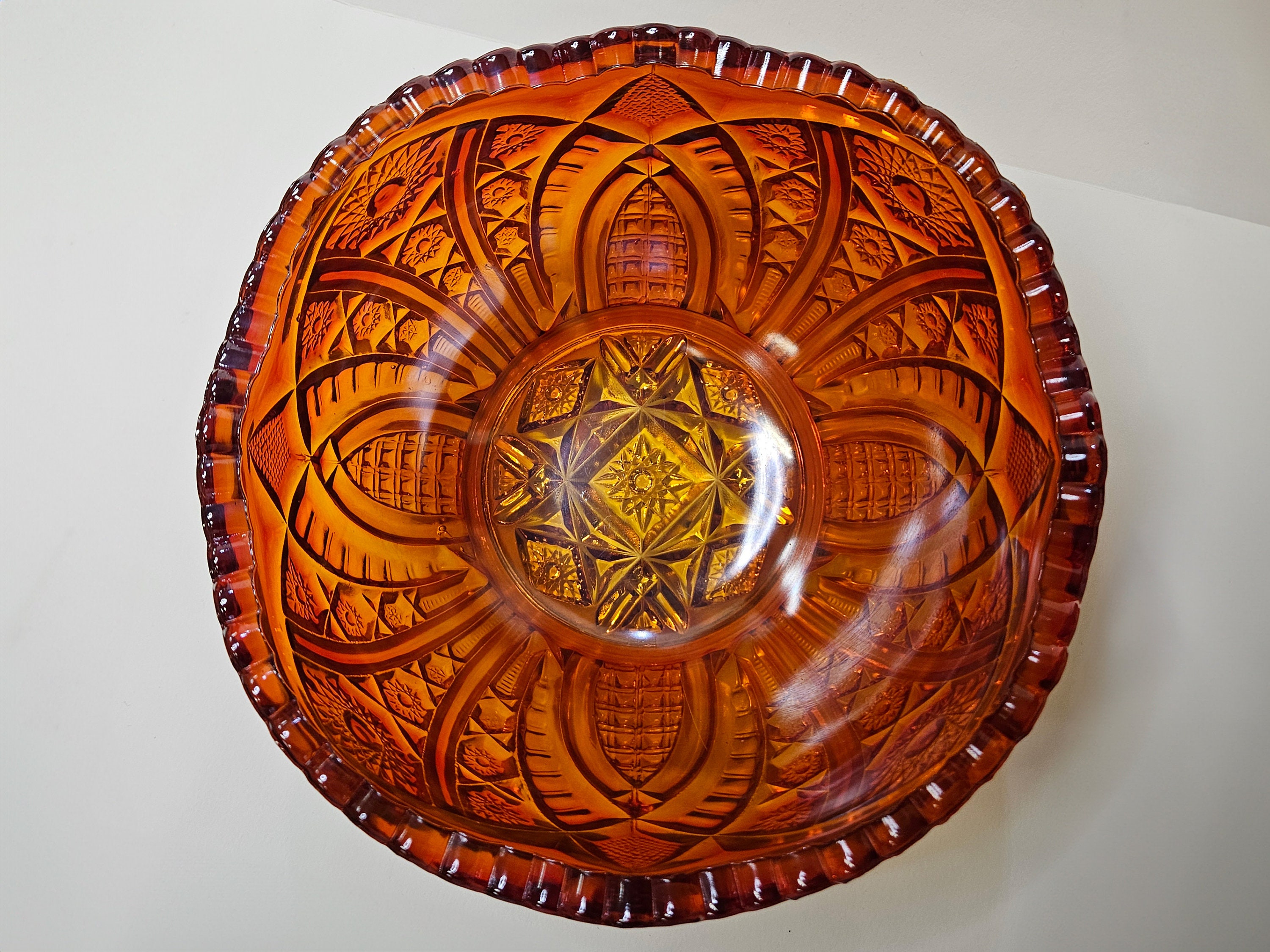 Amberina Hobstar Pattern With Saw-tooth Edge - L. E. Smith Carnival ...