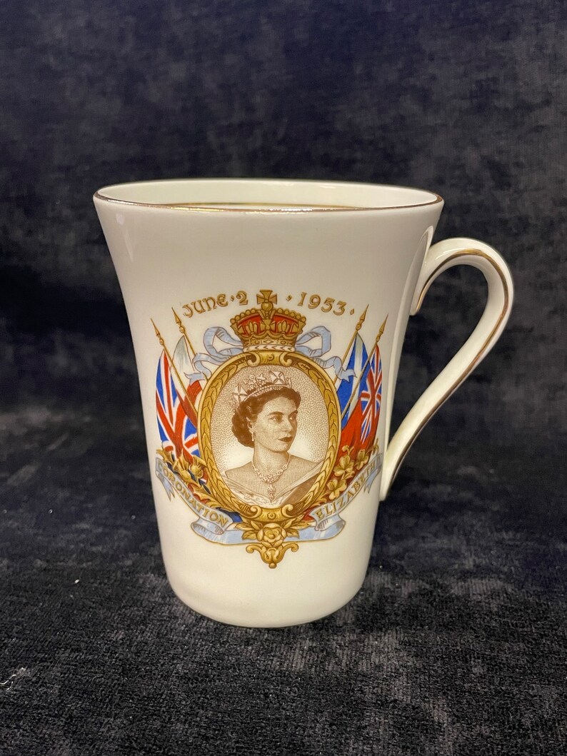Queen Elizabeth - June 2 1953 Coronation of Elizabeth - English Tea Cup ...
