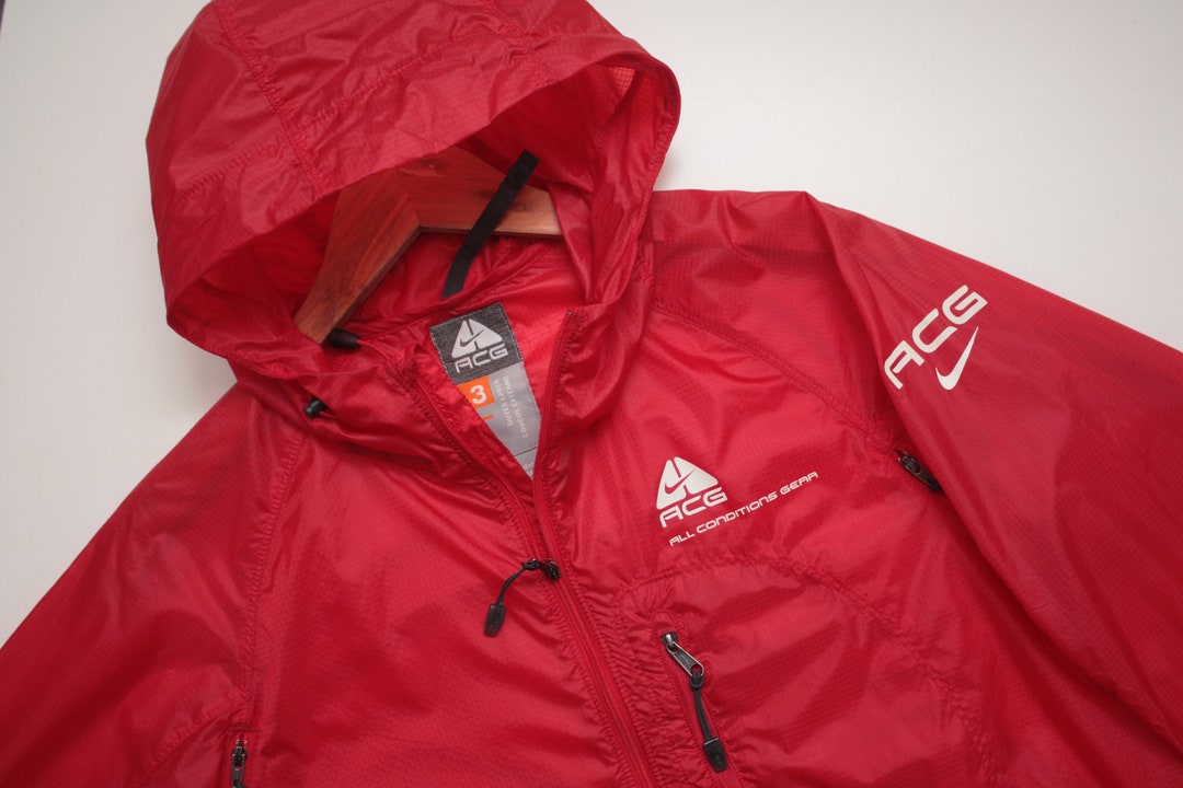 Nike ACG Red Lightweight Windbreaker Jacket - Etsy
