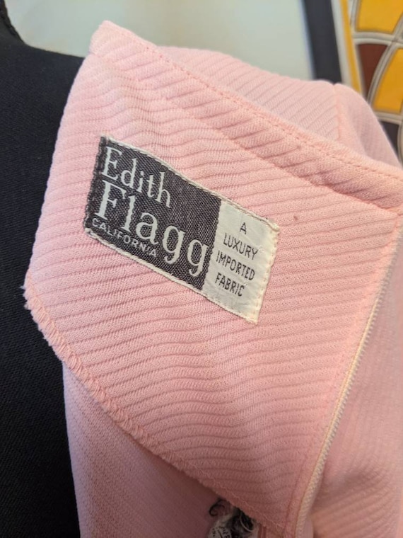 Vintage 1970s Pink "Edith Flagg" Designer Macrame Fri… - Gem