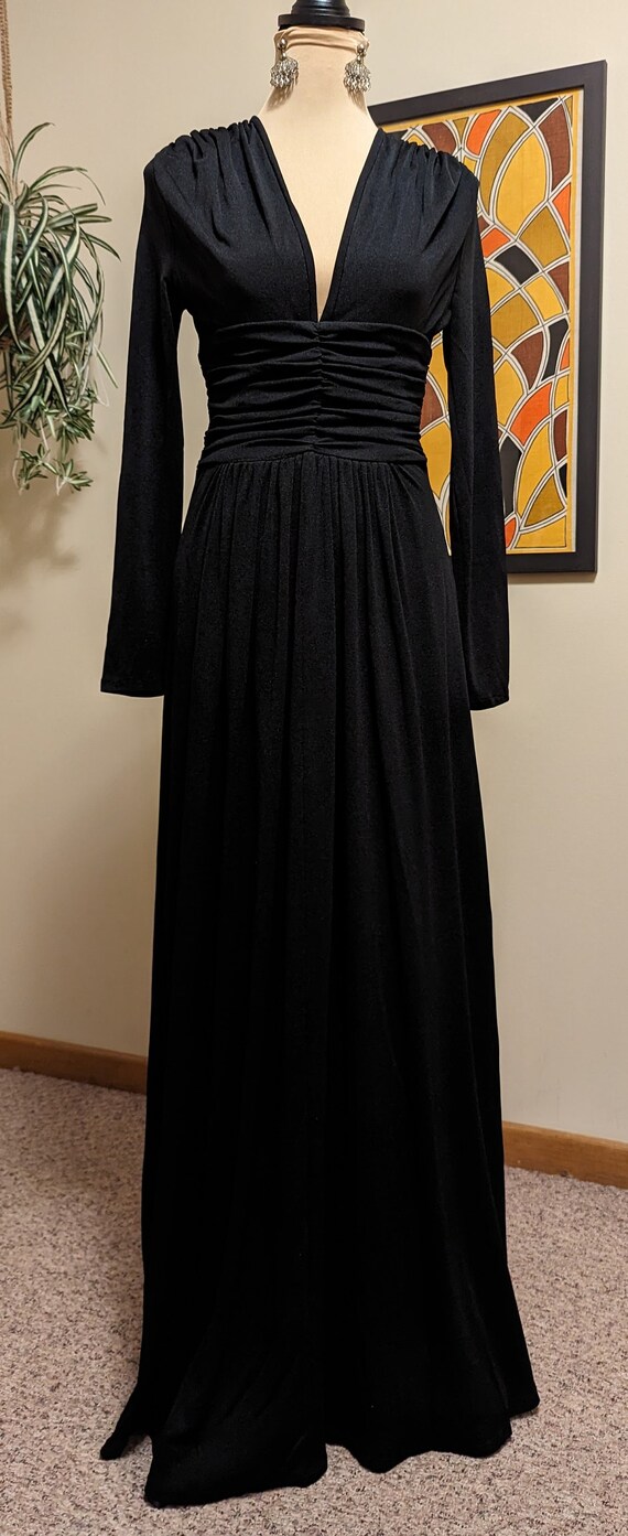 Vintage 1970s Black Low Cut Deep Plunging V Neck Ruch… - Gem