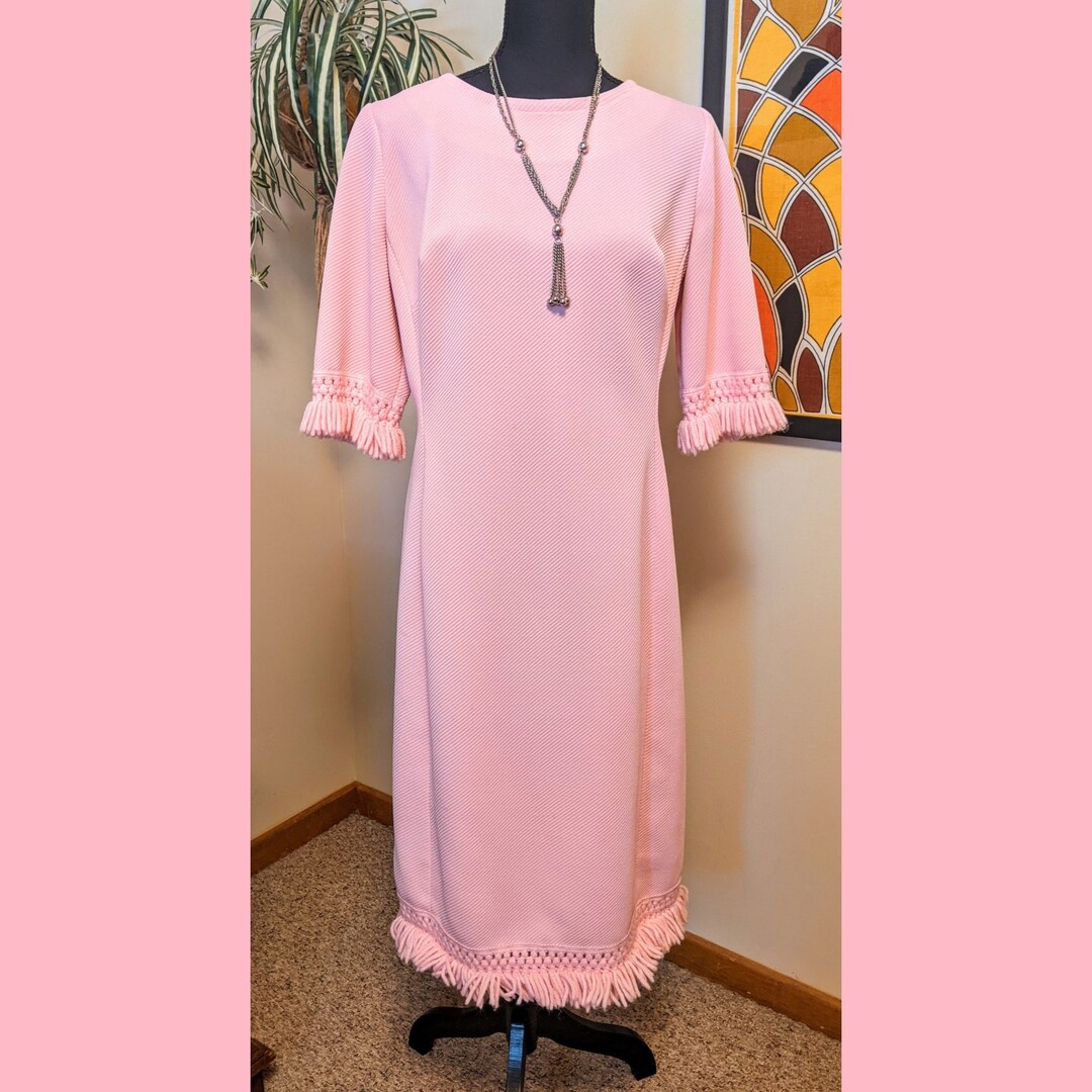 Vintage 1970s Pink "edith Flagg" Designer Macrame Fringe Trimmed ...