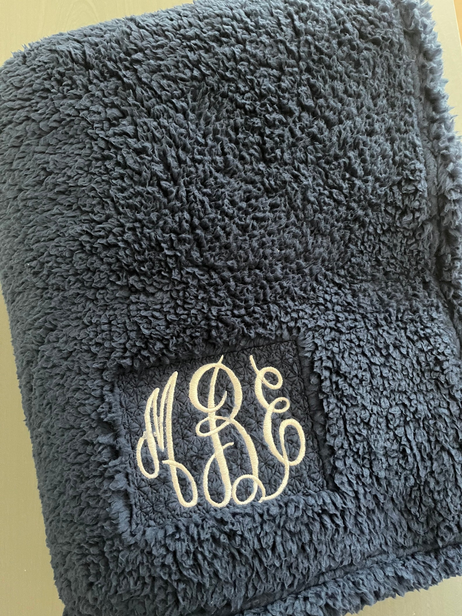 Personalized Sherpa Throw Blanket/ Monogrammed Sherpa Blanket | Etsy