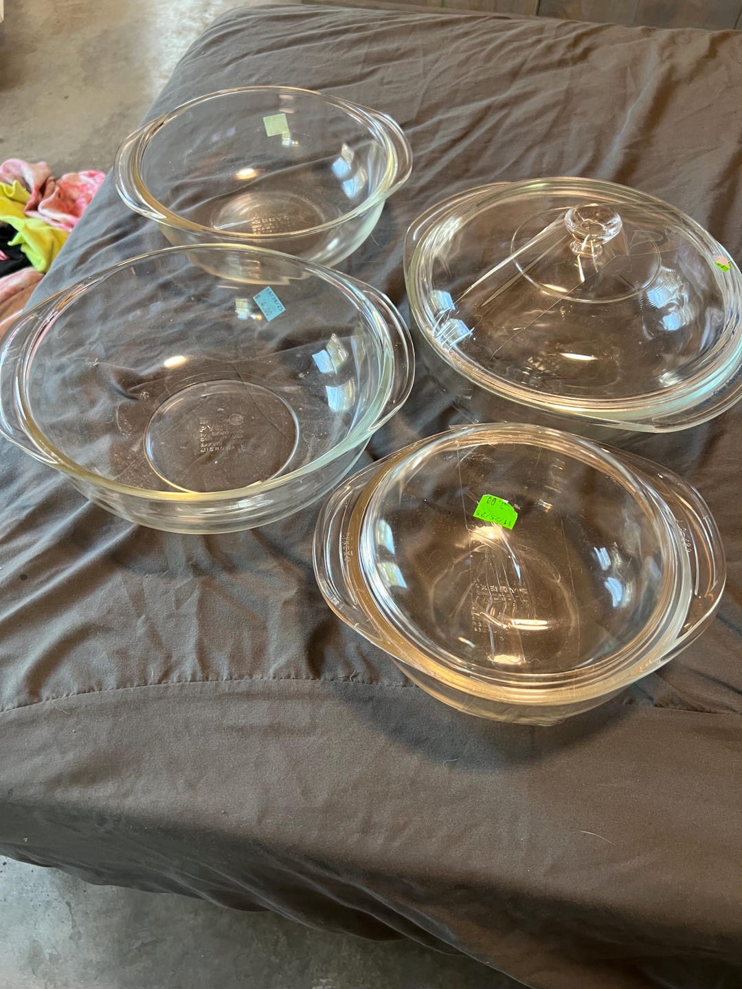 Set of 4 Glass Pyrex Bowl Pans Two With Lids - Etsy