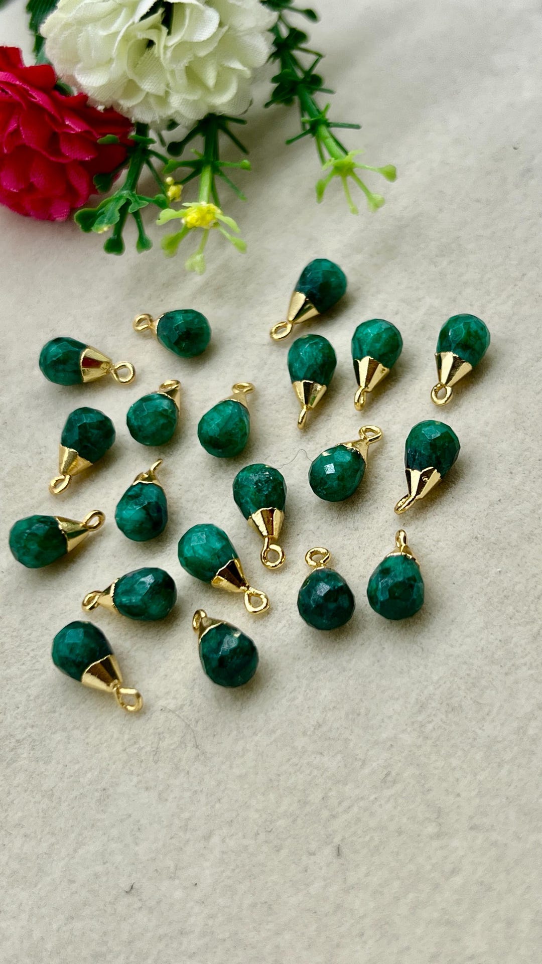 Graceful Luxury Emerald Tiny Drops Charms/gemstone Faceted Drop Pendant ...