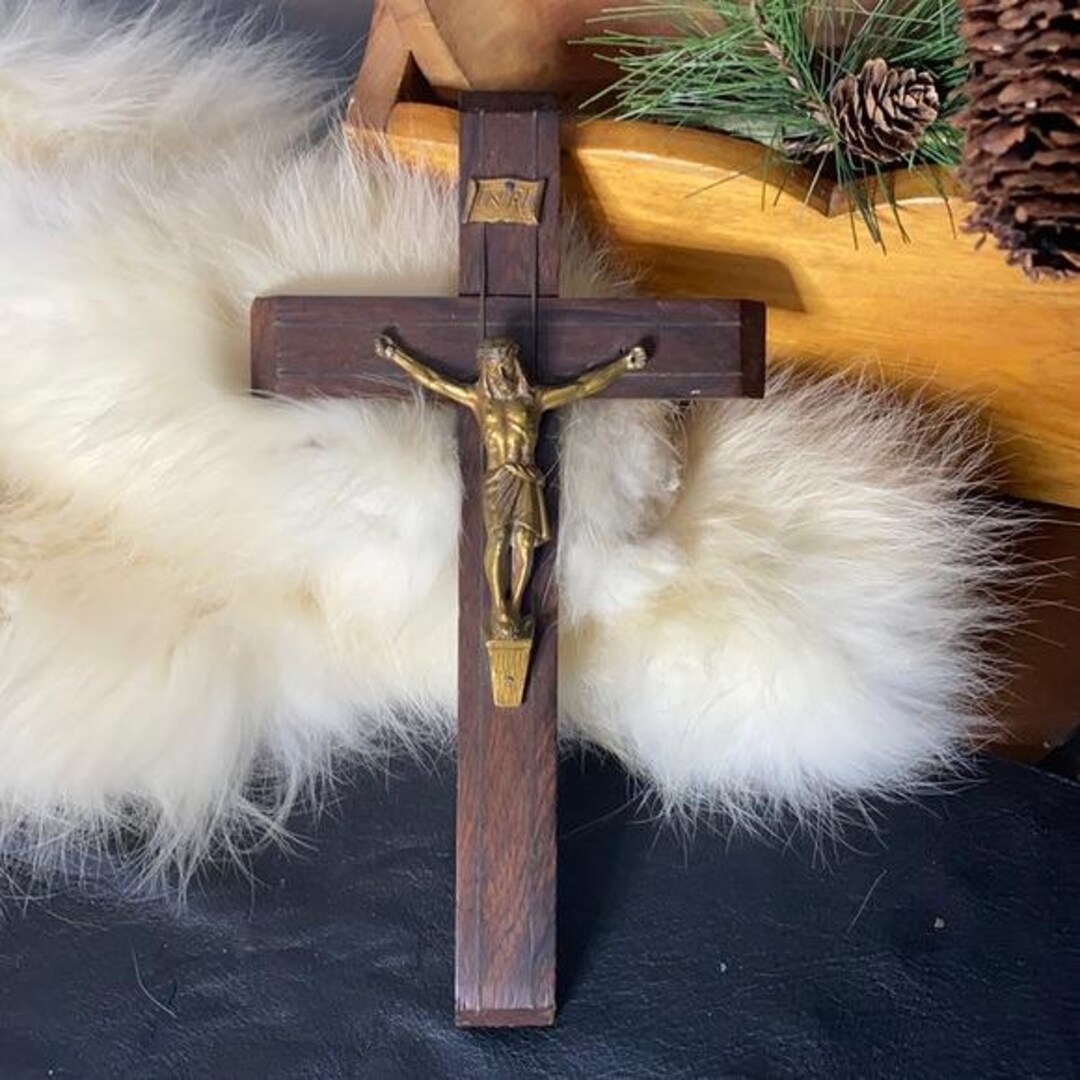 Vintage Crucifix Cross - Religious Jesus INRI Wall Cross - Oak Wood and ...