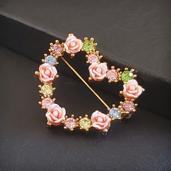 Avon Brooch - Etsy