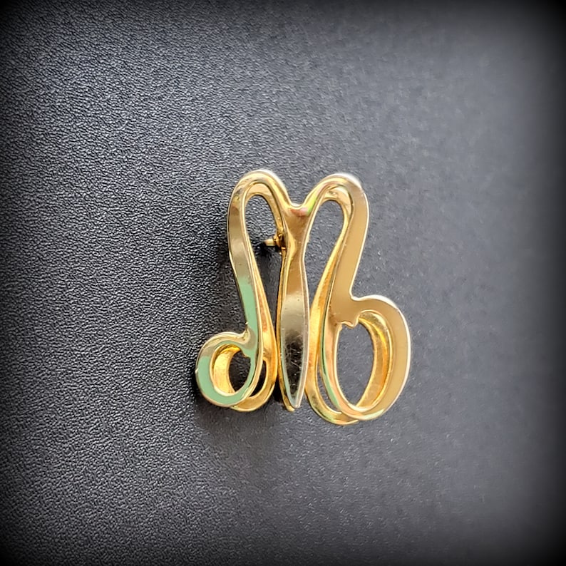 Letter M Brooch Gold Alphabet M Pin Vintage Initial Brooch Pin - Etsy