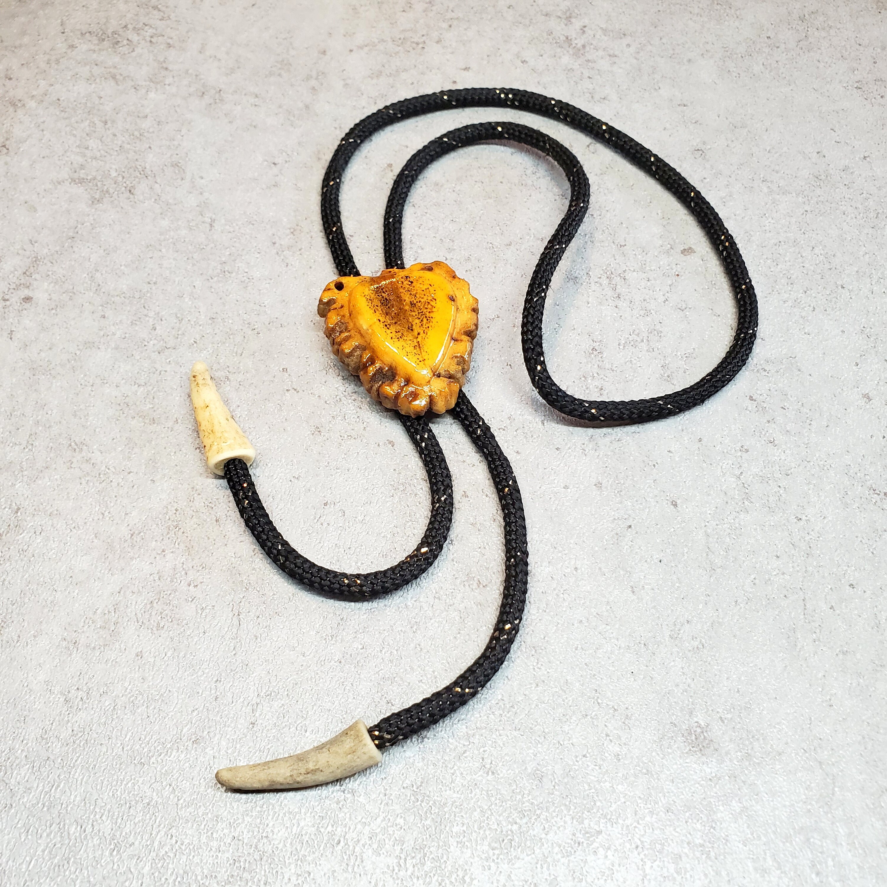 Vintage Men Bolo Necklace, Bone Bolo Tie for Men, Large Heart Bola Tie ...