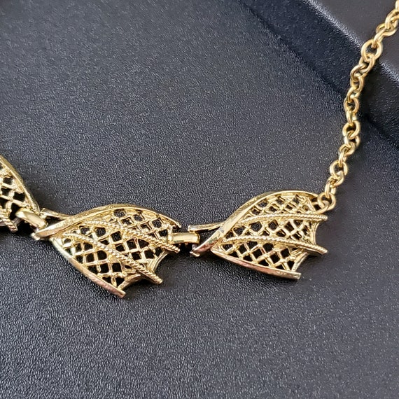 Vintage Lisner gold dragon wing link choker, chain ne… - Gem