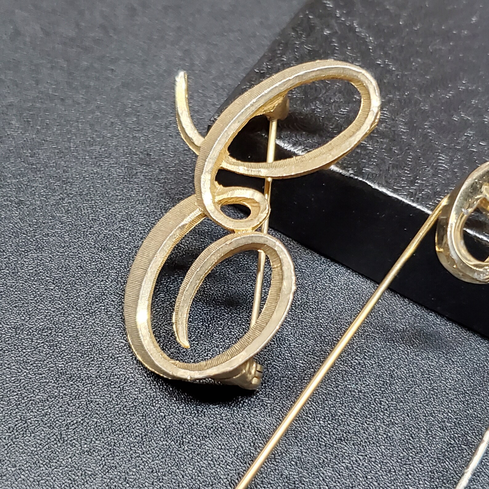 Vintage Letter E Brooch Pin, E Initial Stick Pin Monogram Brooch ...