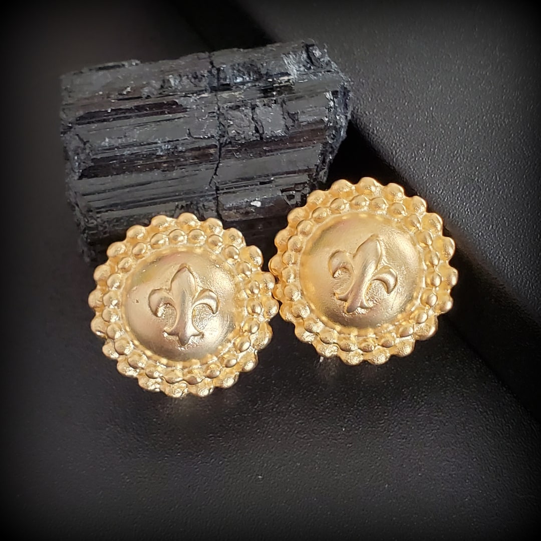 Vintage Flur De Lis Earrings, Mate Gold Chunky Clip on Earrings, Gold ...
