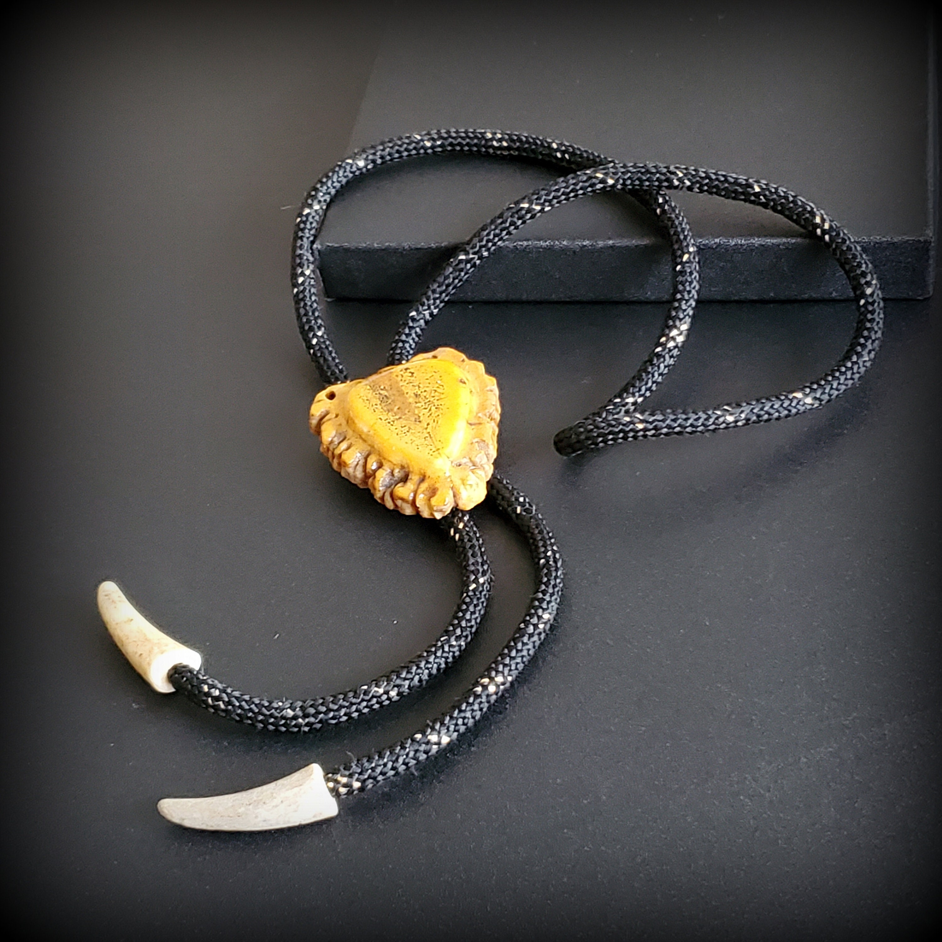 Vintage Men Bolo Necklace, Bone Bolo Tie for Men, Large Heart Bola Tie ...