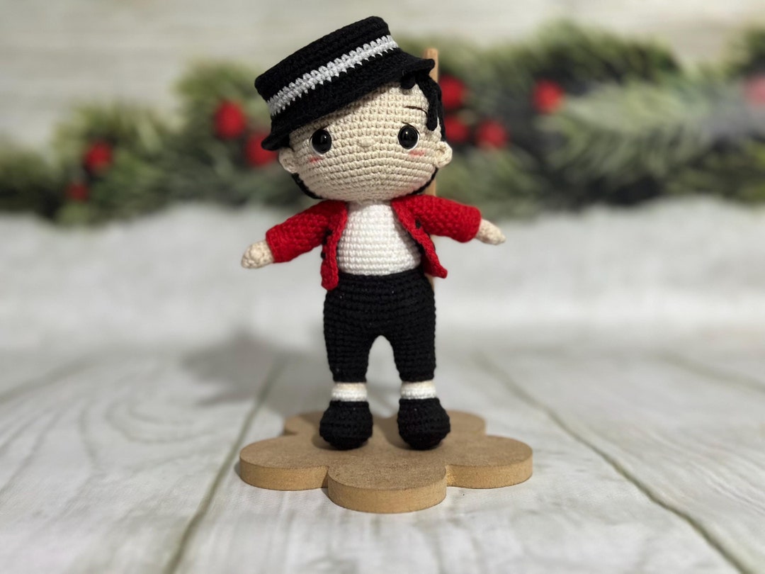 HANDMADE CROCHET MICHAEL Jackson Doll, Michael Jackson Stuffed Doll ...
