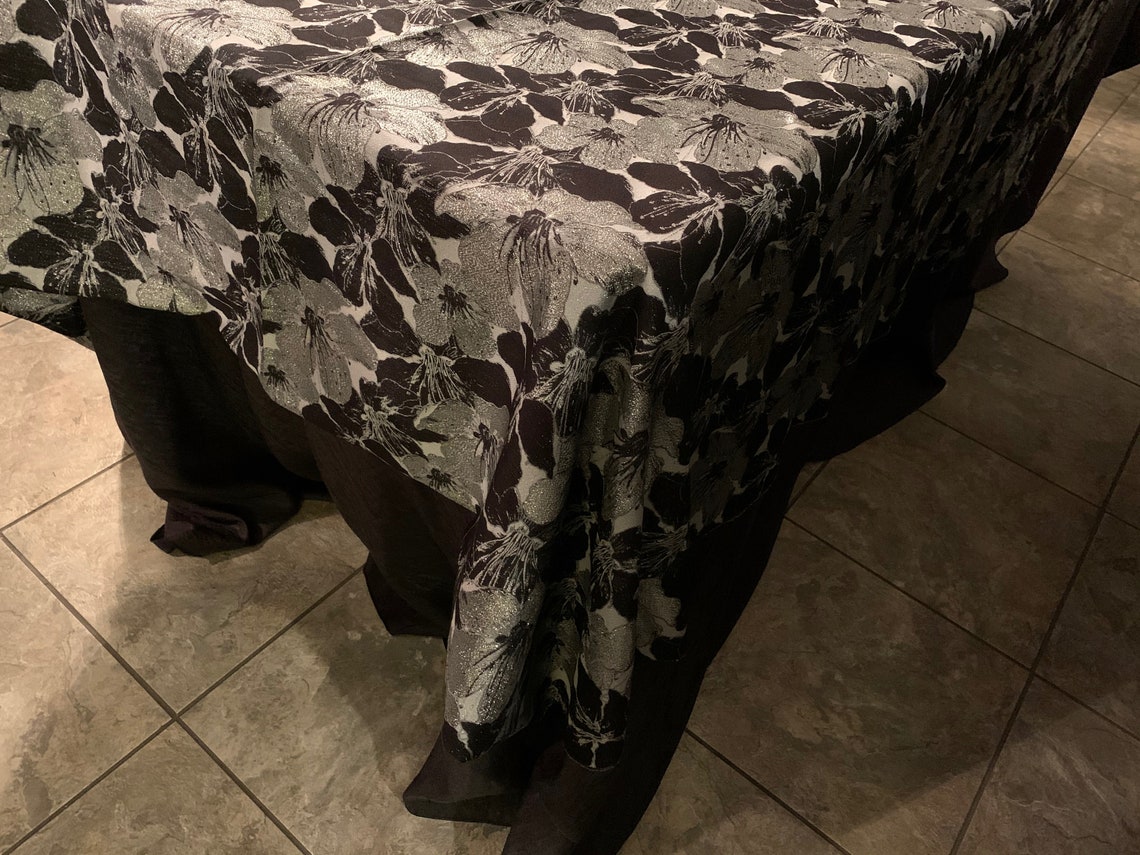 Black/silver Tablecloth Overlay Set-shimmery, Sparkly Metallic Silver ...