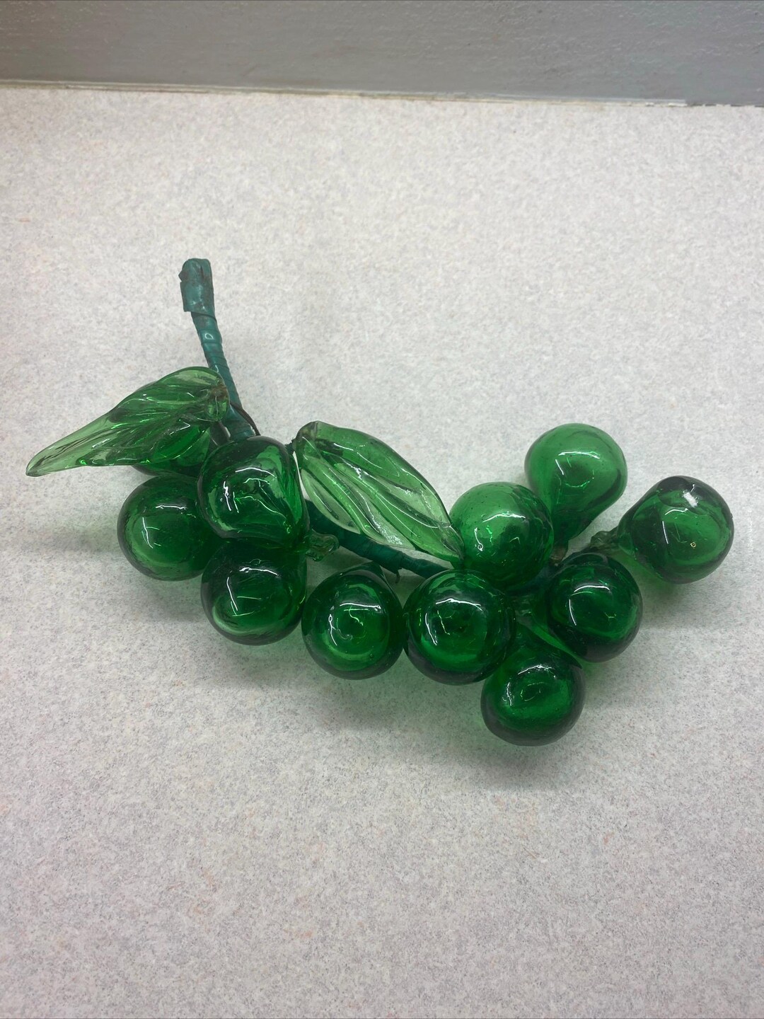 Green Glass Grape Cluster Hand Blown Vintage MCM -- 10 Grapes, 2 Leaves ...