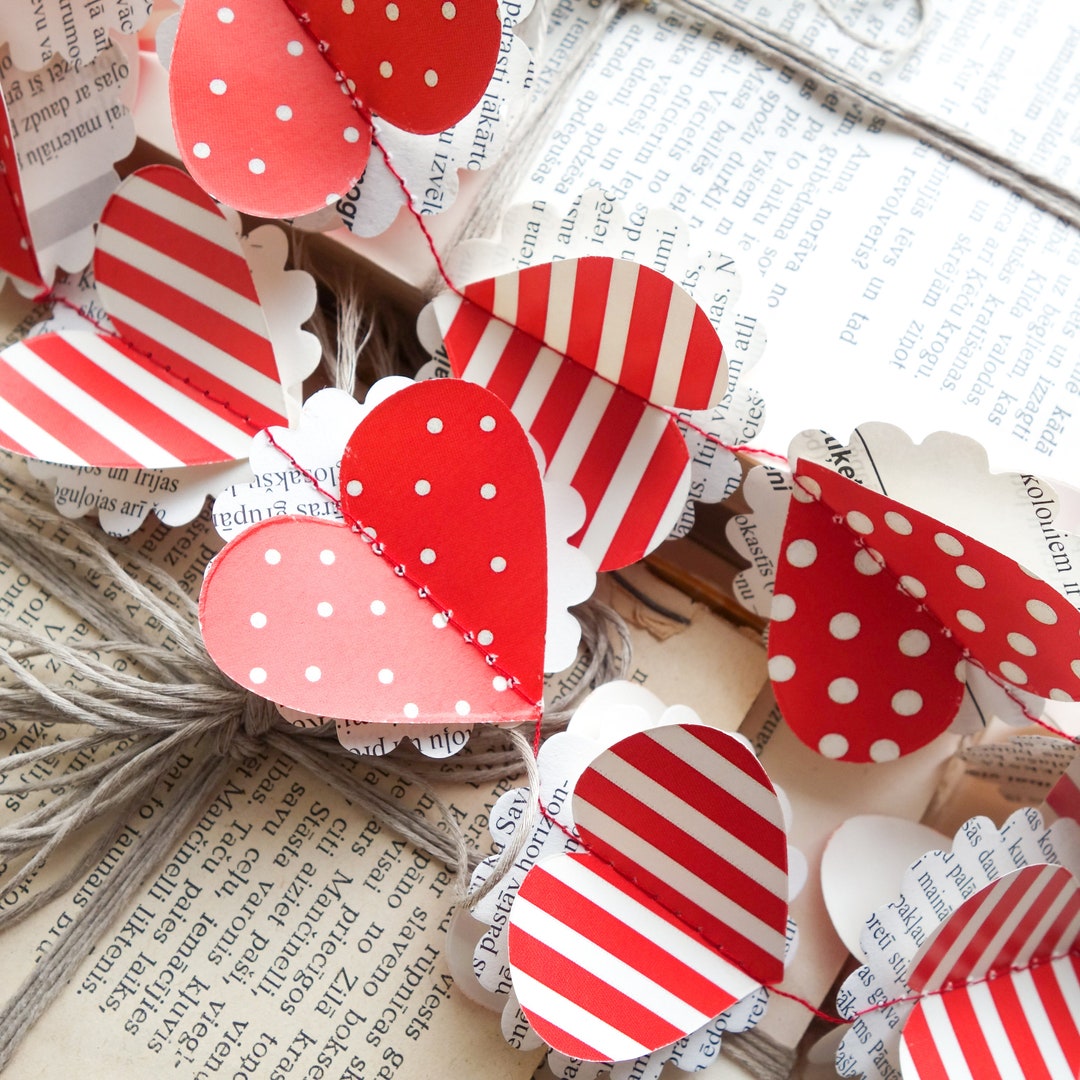 Valentines Day Paper Garland, Valentines Day Gift, Red Paper Garland ...