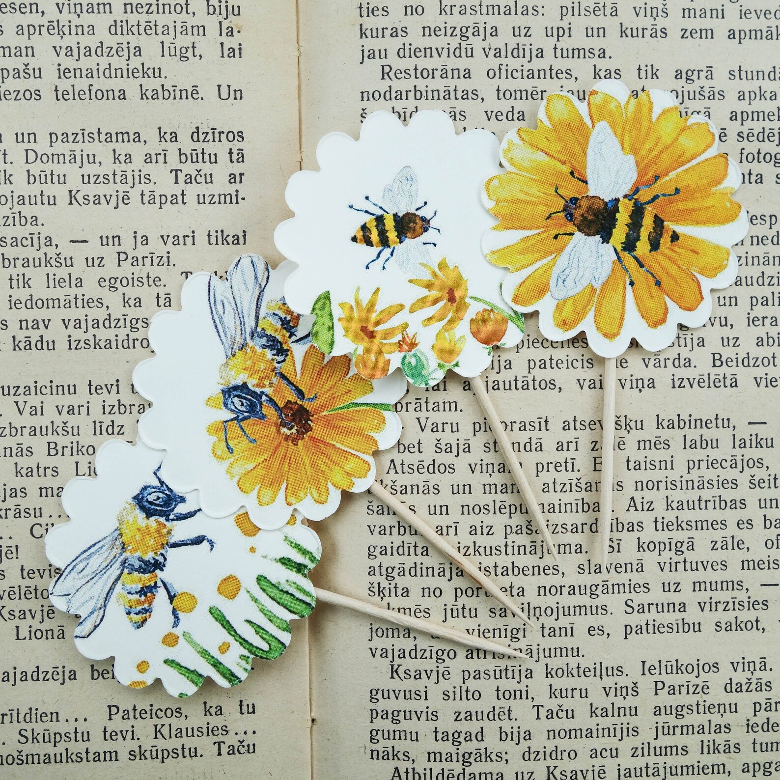 Bee Party Toppers, Bumblebee Toppers, Bumblebee Birthday Decorations ...