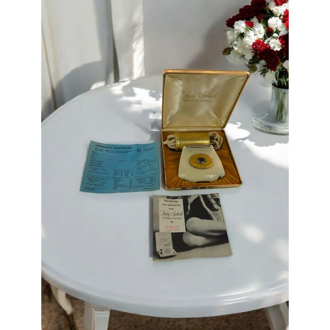 Vintage Lady Schick Crown Jewel Ladies Electric Shaver Model 110 W ...