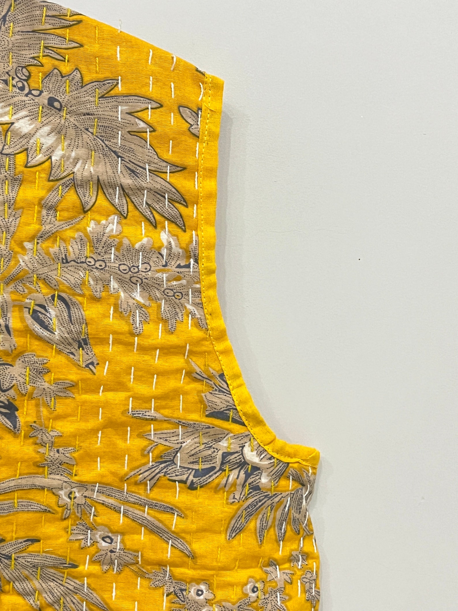 Yellow Color Sleeveless Cotton Jacket Quilted Kantha Short Jacket ...