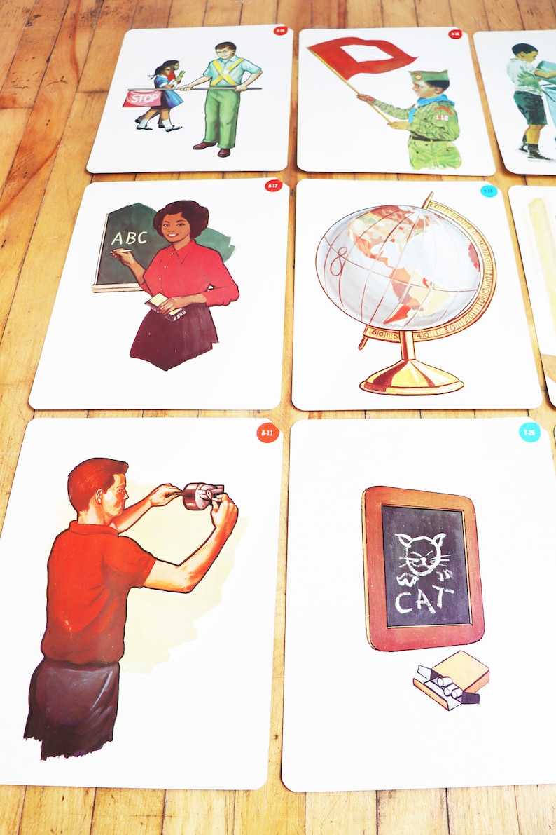 Set of 12 Mid-century School Themed Flash Cards - 1960s Peabody ...