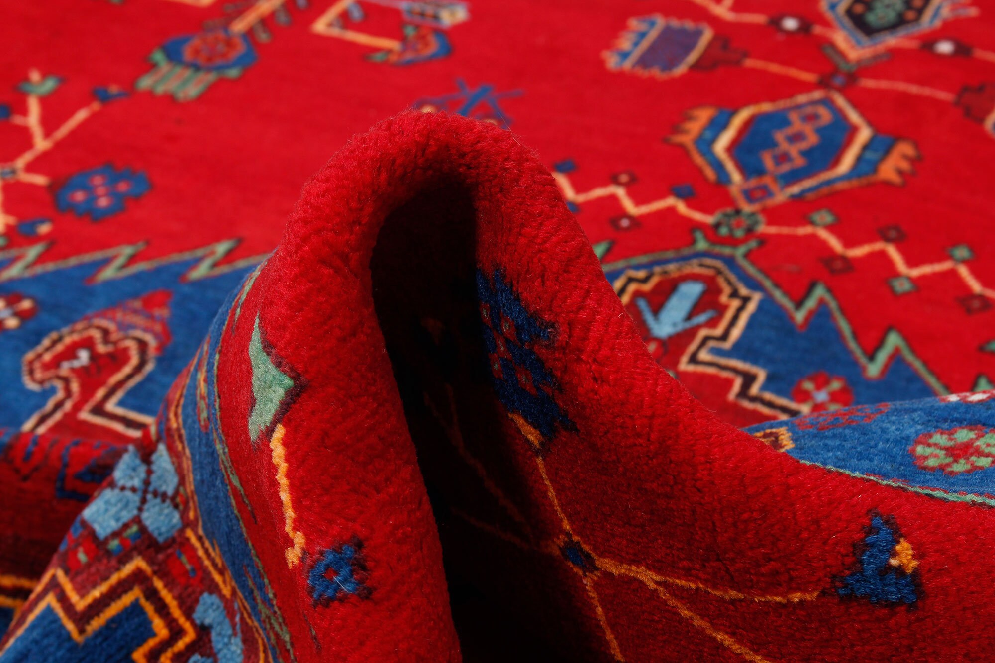 5'4 X 7'3 Bright Red and Blue Area Rug | Etsy