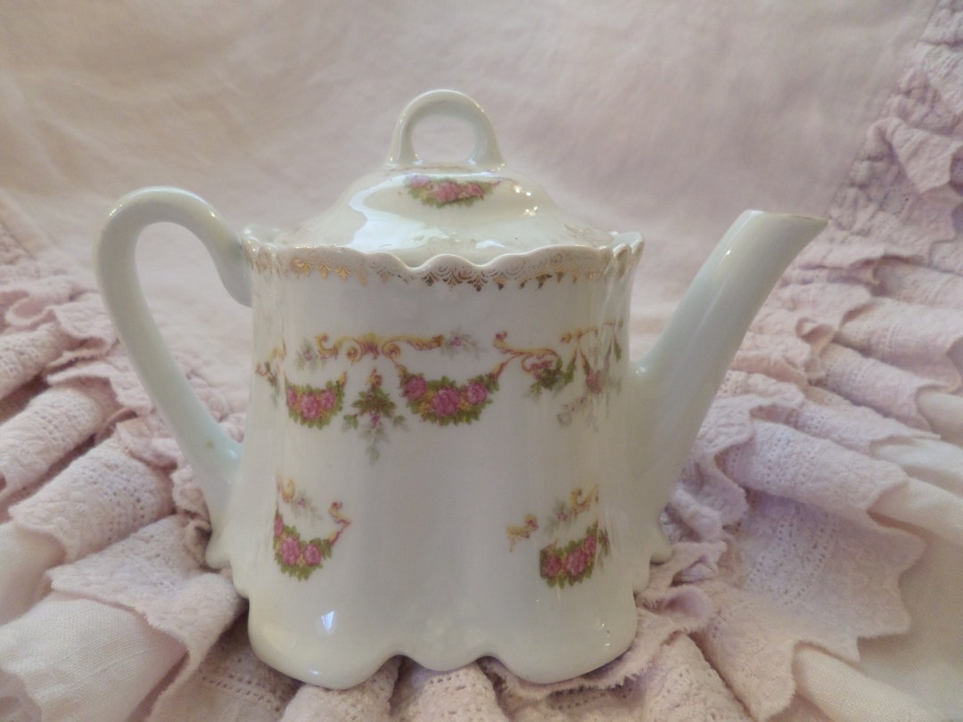 Vintage Shabby Pink Roses Swags Lidded Teapot - Etsy