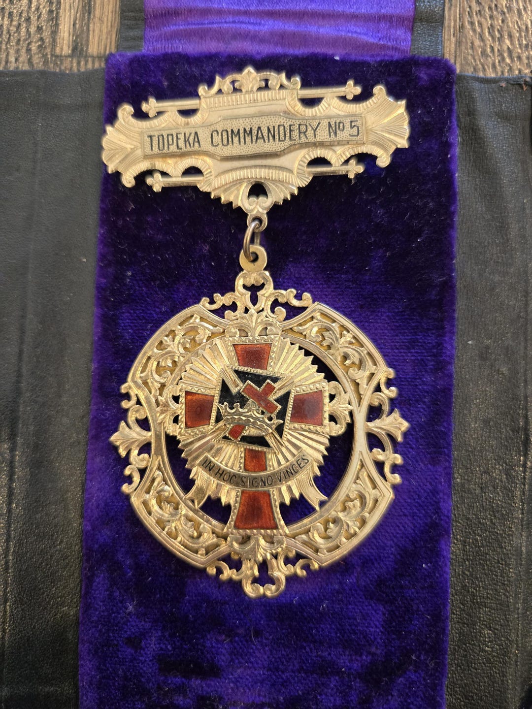 Antique 1937 FREEMASON Medal 14K Gold MASONIC W/ Original Case Knights ...