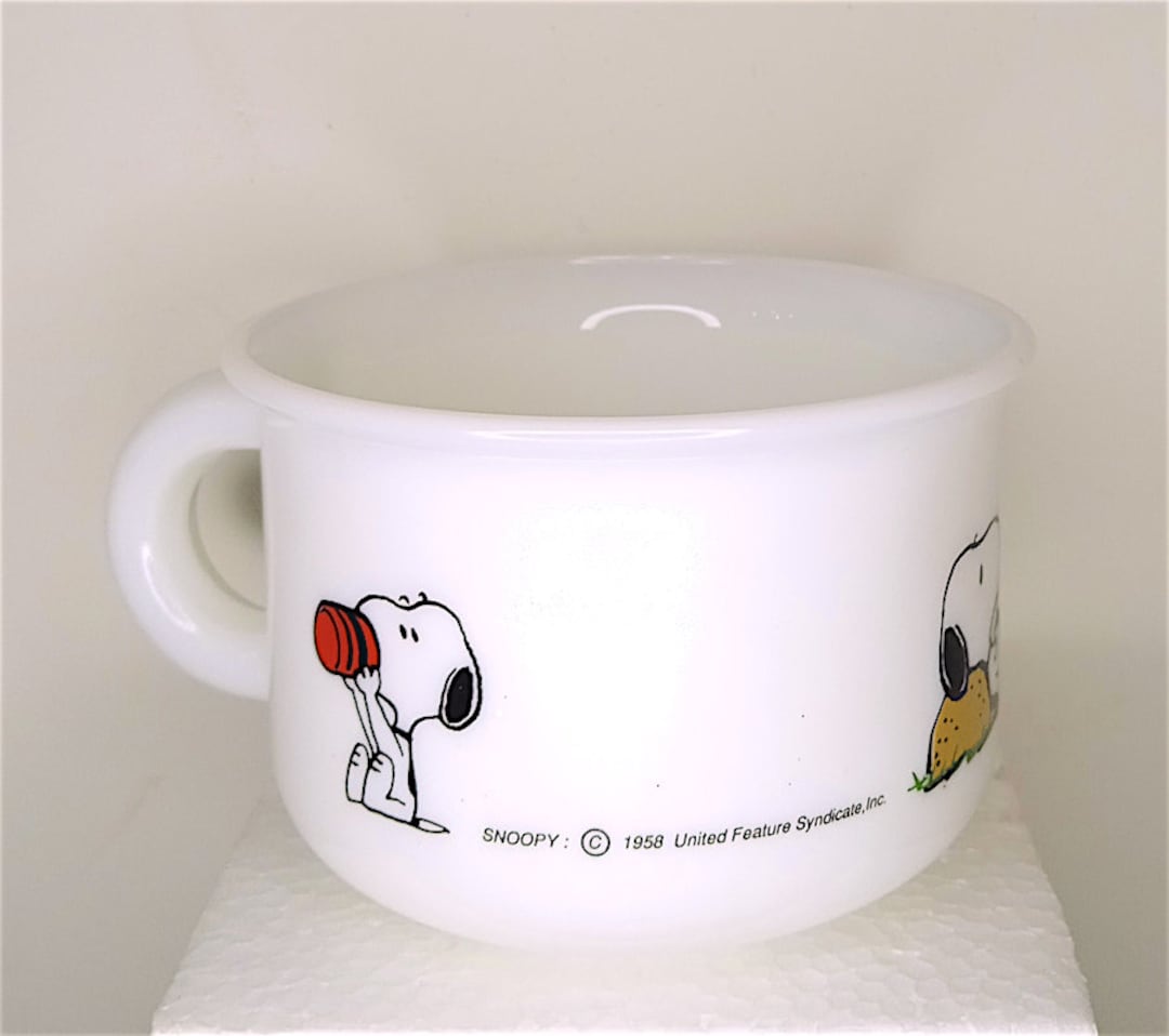 SNOOPY Peanuts Schultz 80s Cerve Italy Opaline Milk Mug Cup - Etsy
