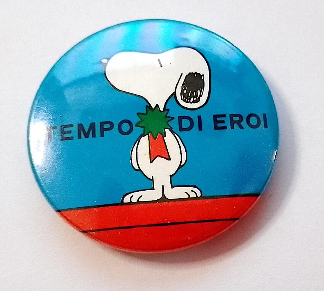 SNOOPY Peanuts 80s Ufs Italy Button Pin Brooche Spilla - Time of Heroes ...