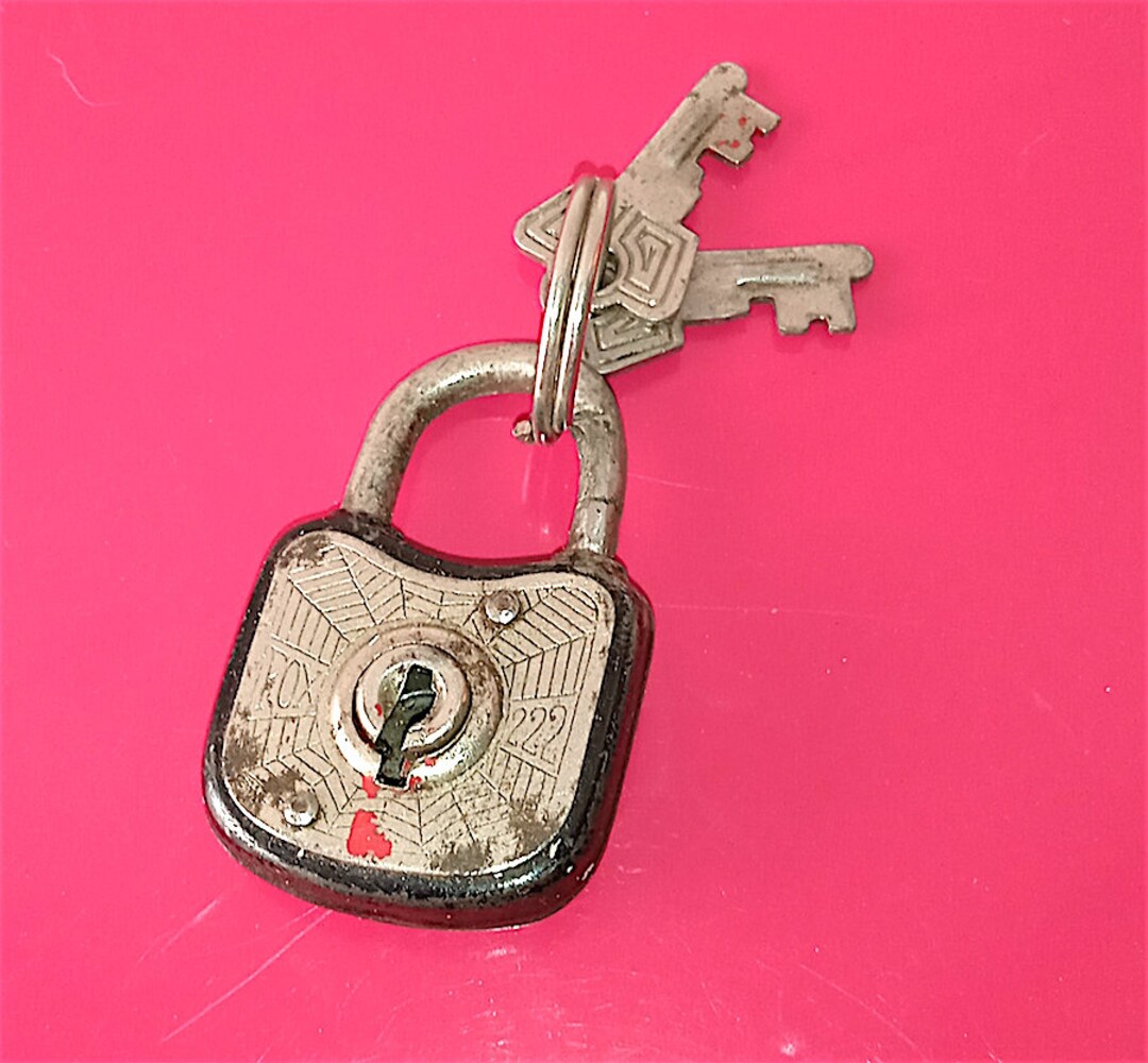 FOX 222 Splendid Padlock With Vintage Keys and Cobweb Effect 50s Bronze ...