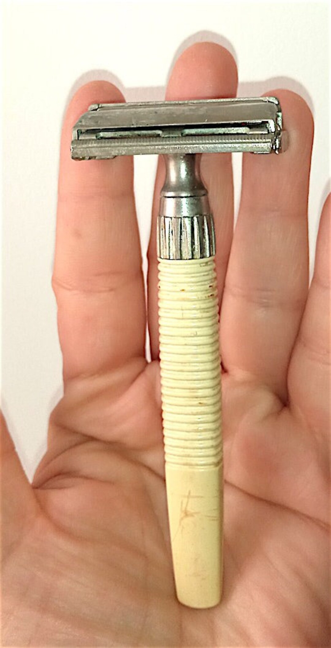 Italian Plastic and Steel Shaving Razor From the 60s - Etsy