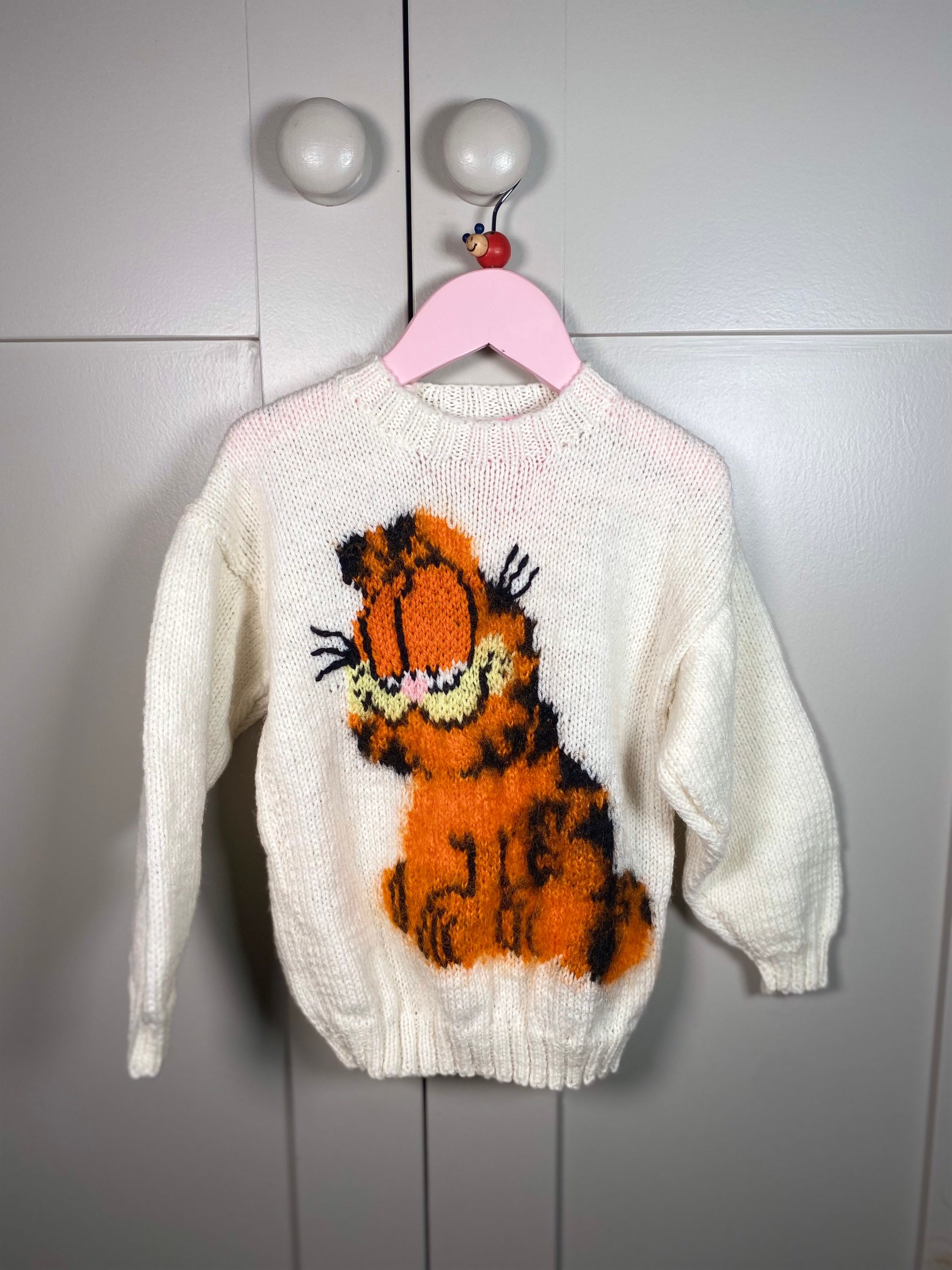 Hand Knitted Garfield the Cat Kids Jumper 5-6 Christmas Sweater Retro ...
