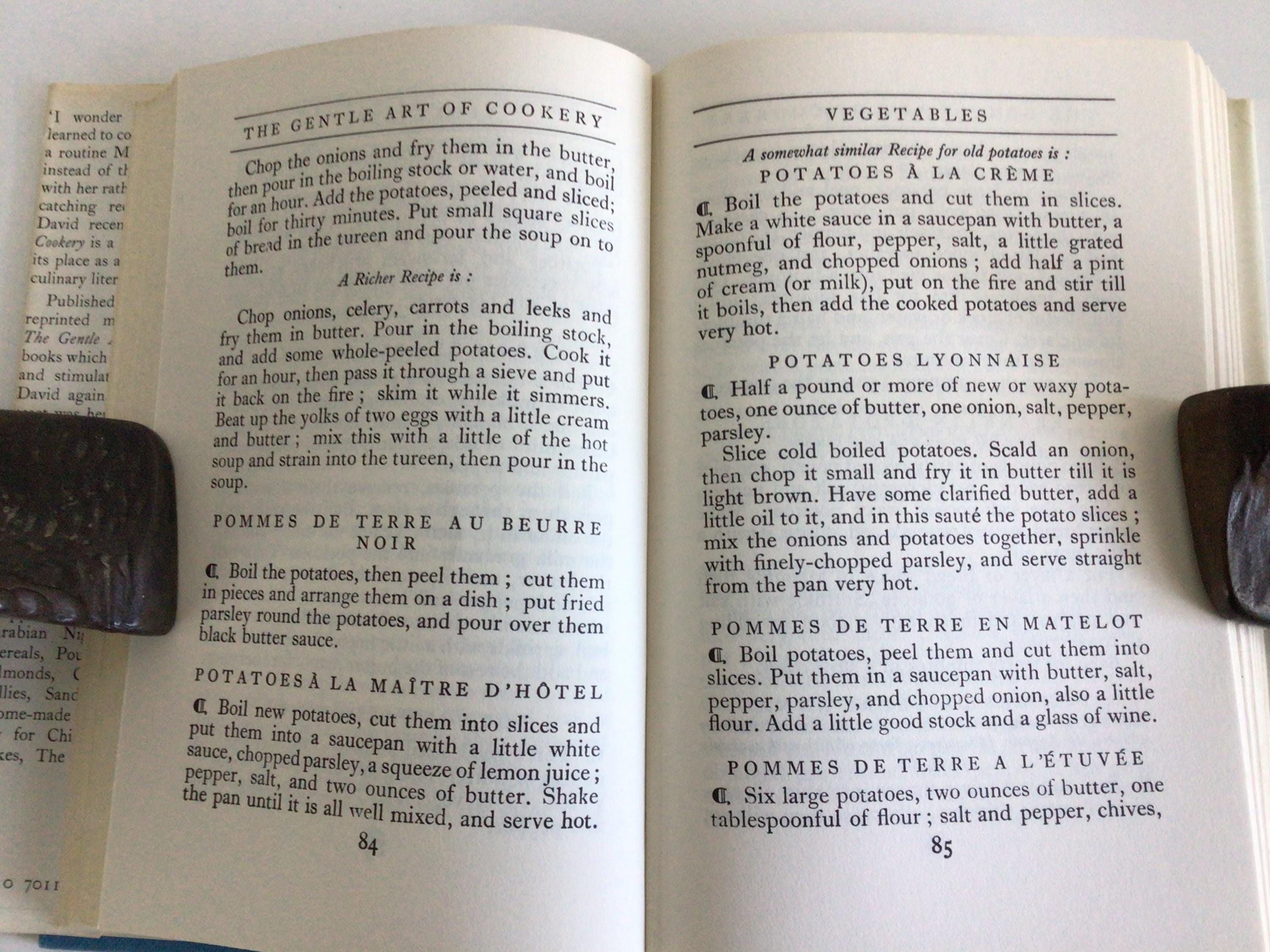 Vintage Cookbook, the Gentle Art of Cookery by Mrs C.F. Leyel & Miss ...