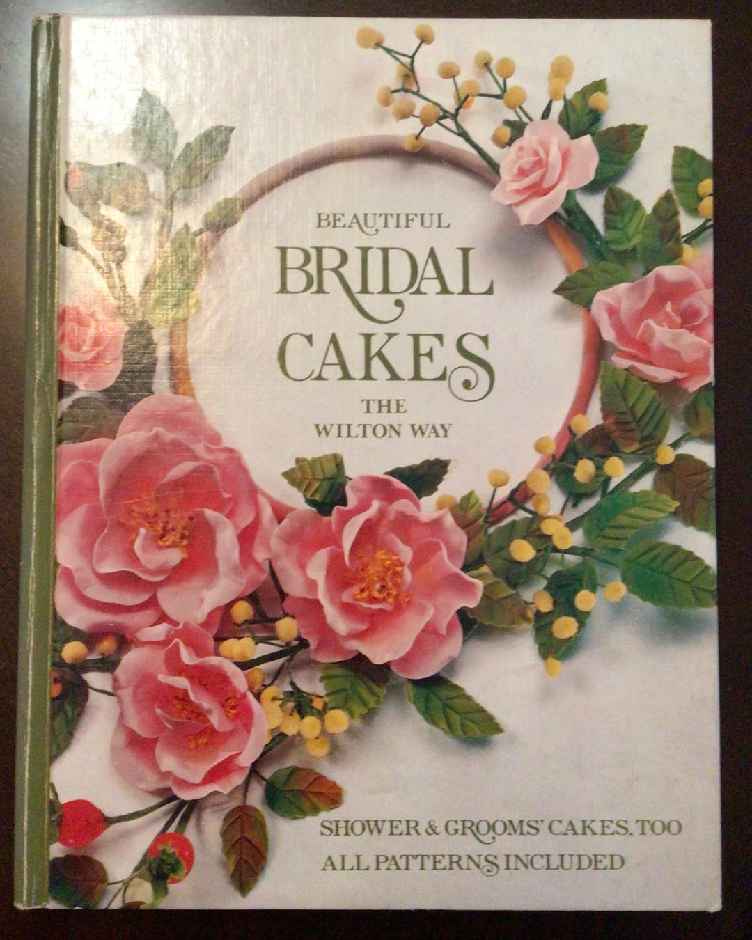 Vintage Wilton Cake Decorating Book, Bridal Cakes, 1978 - Etsy