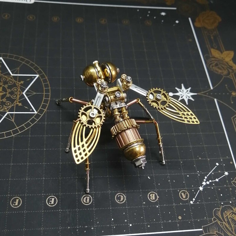 Steampunk Bee - Etsy