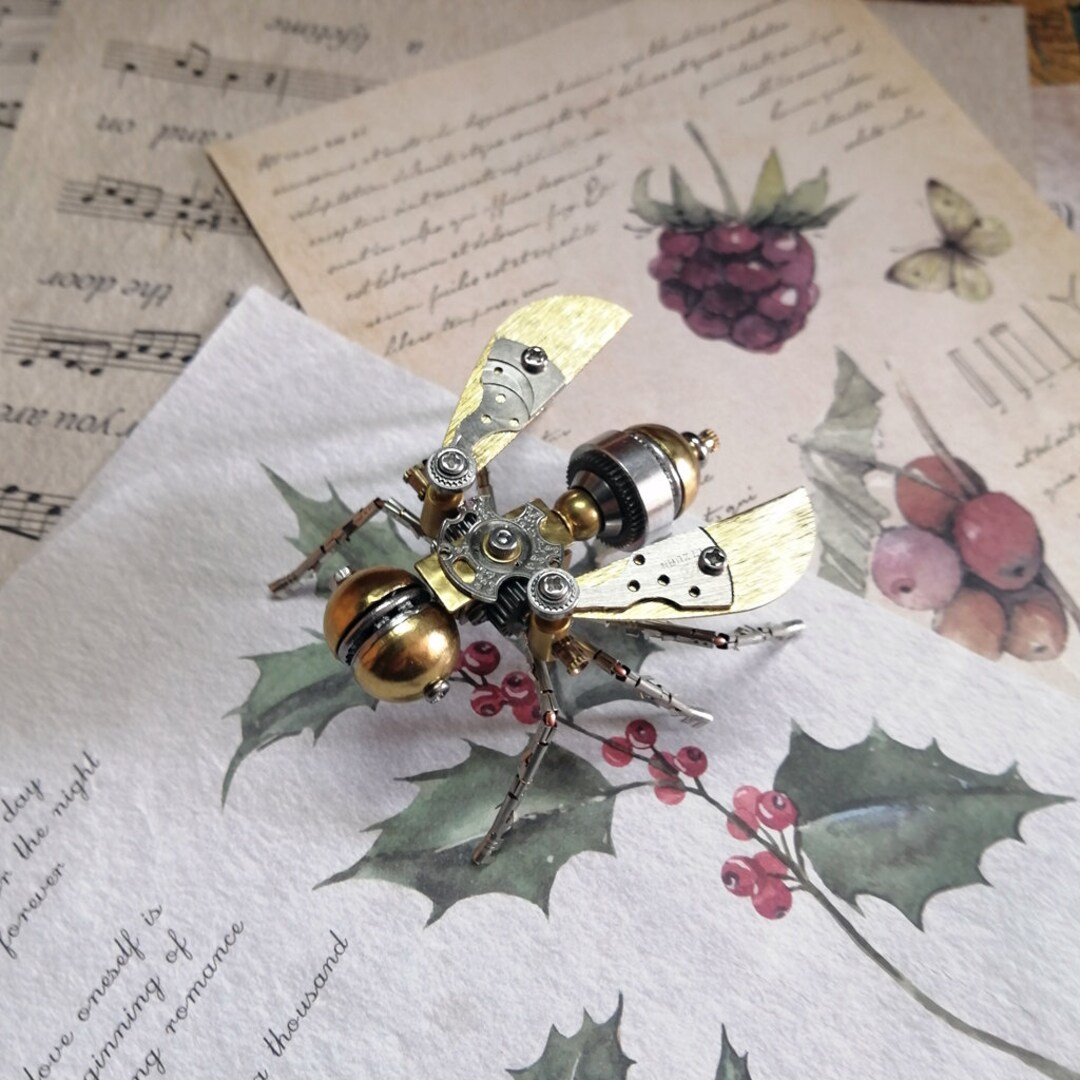 Handmade Bee Steampunk Mechanical Insect Praying Bee Home Decor ...