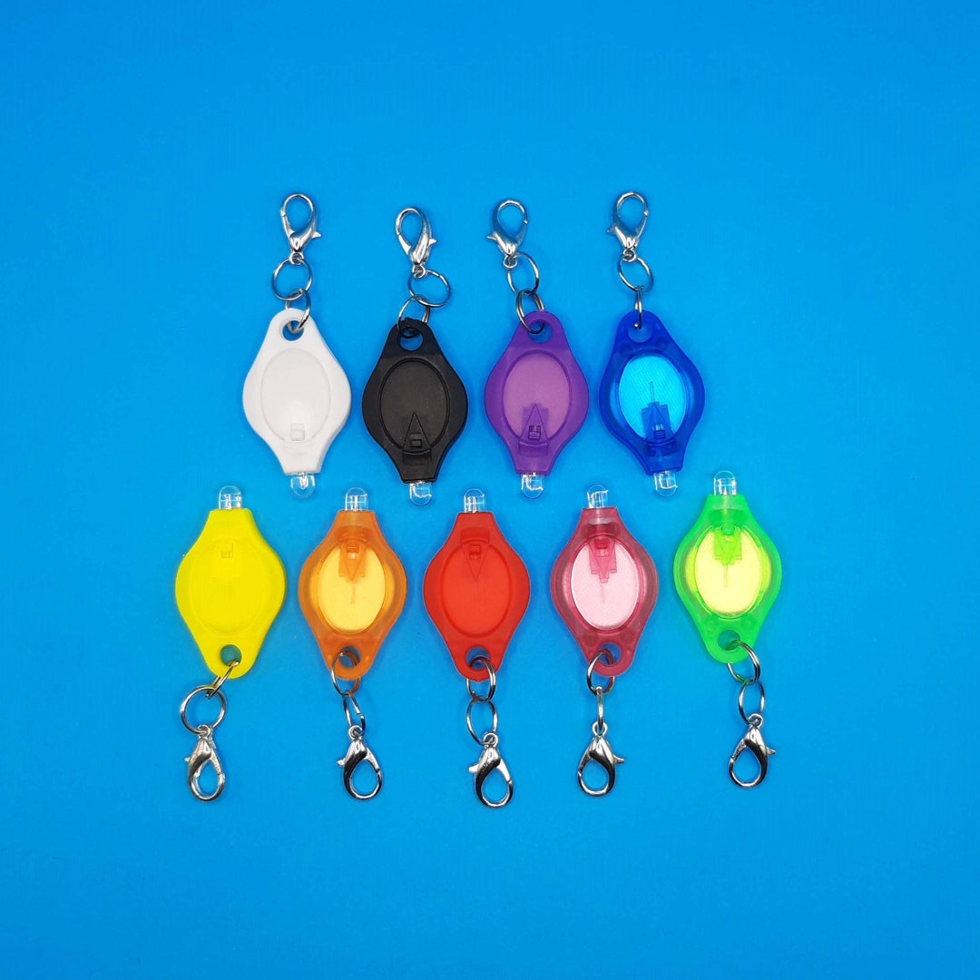 Mini Squeeze Light Keychain - Ultra Bright LED Flashlight With Lobster ...