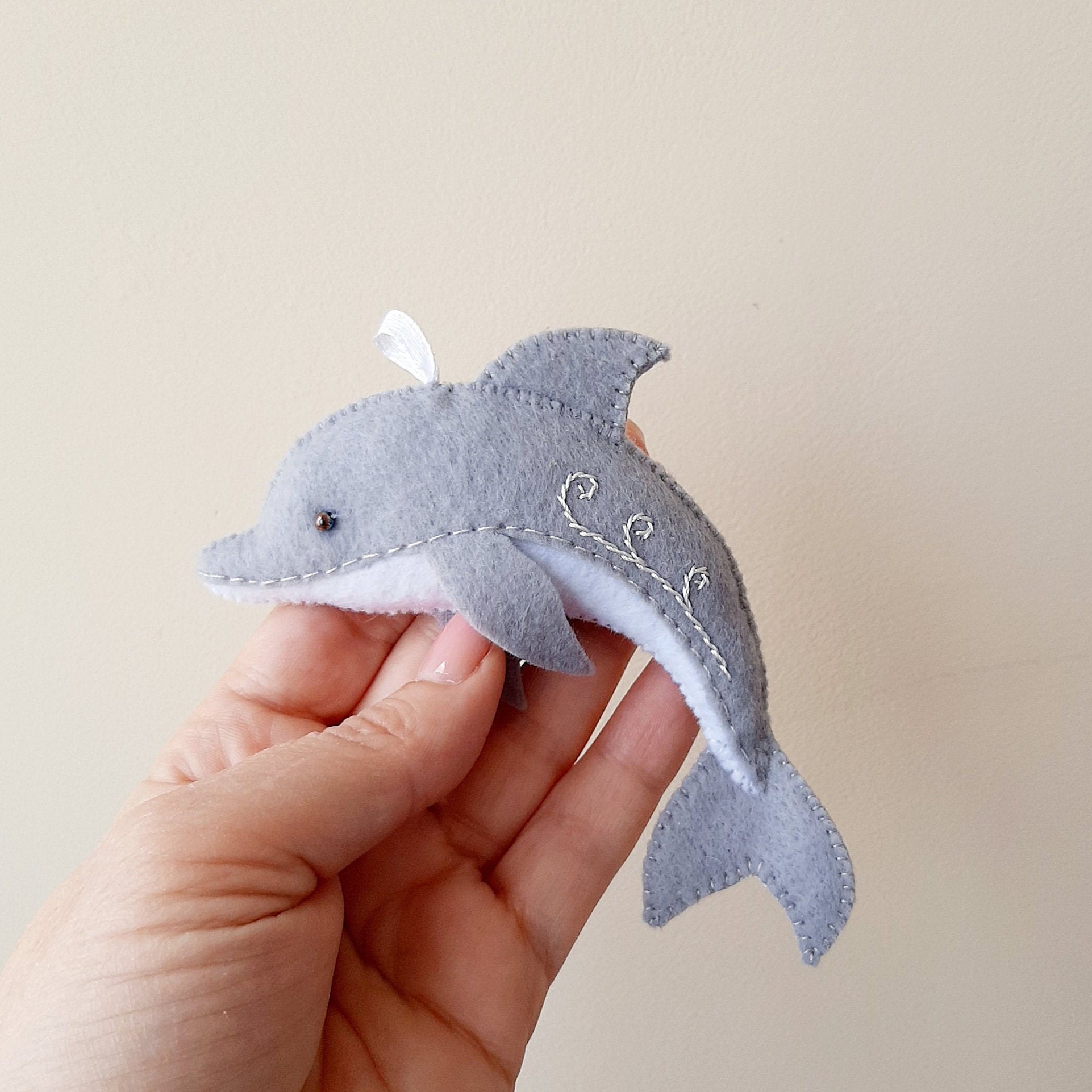 Dolphin. PDF Dolphin. Felt Garland. Sea life. Bored at home. | Etsy