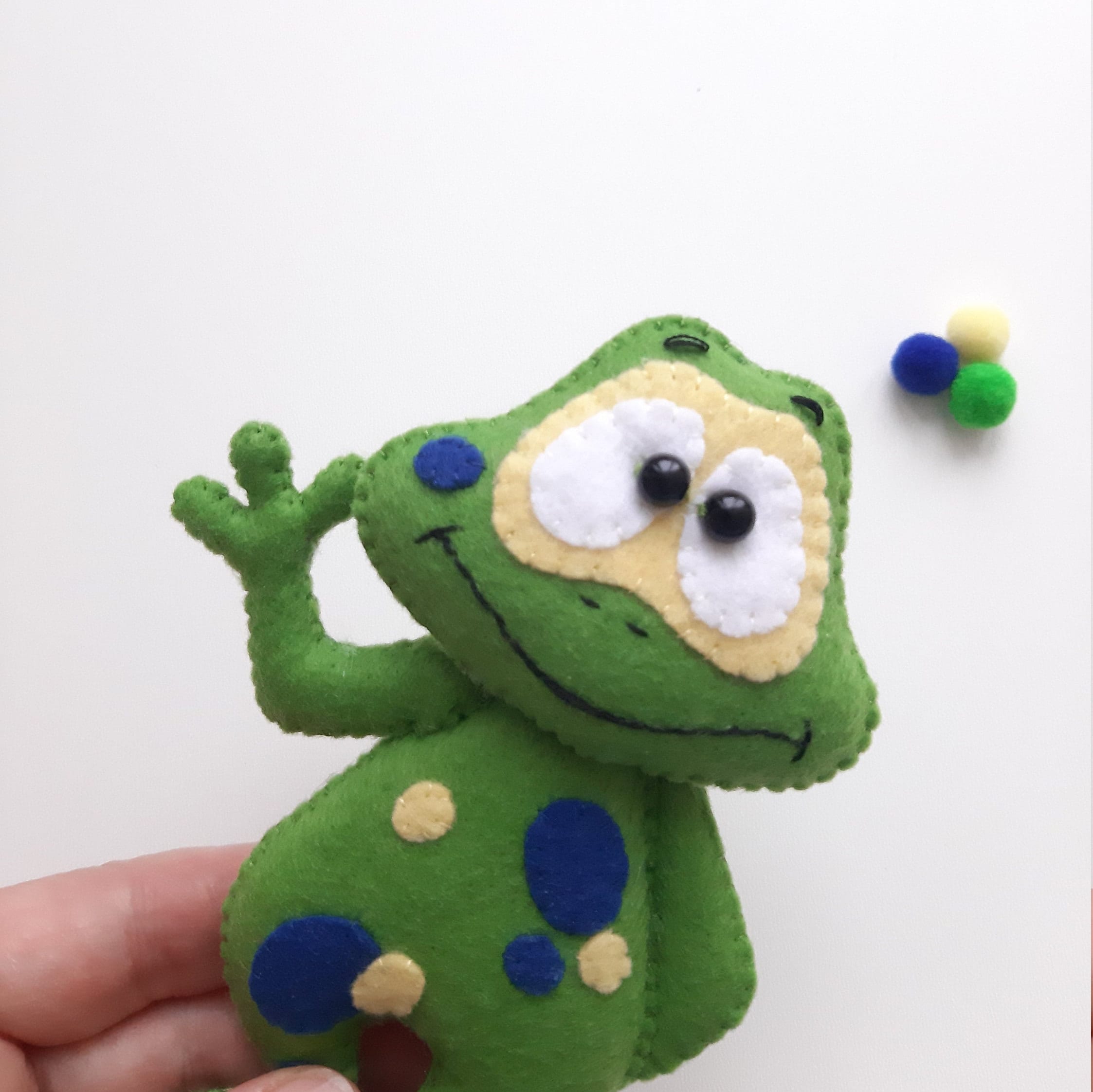 Frog Pdf Pattern Ornament Cute Frog Felt Toy Sewing PDF Green Froggy ...